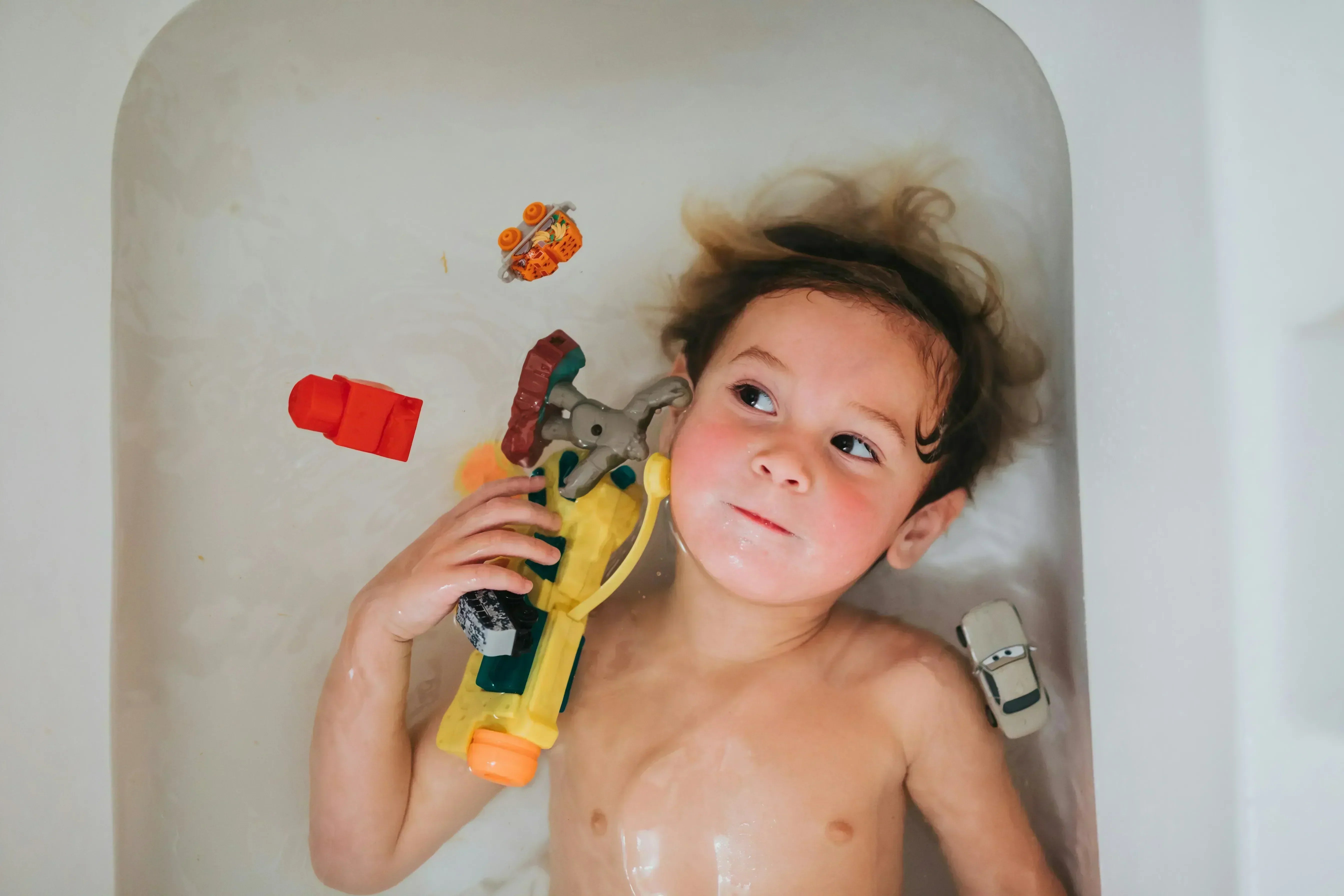 Kids Shower 101: When to Help, Let Go & Make Bath Time Easy – ACE DECOR Bathroom